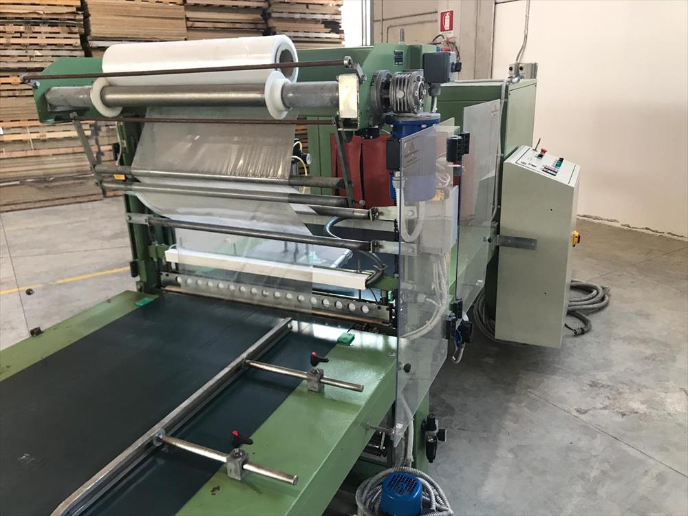 Linea di imballaggio termoretraibile Gozzi automazioni usato anno 2000 ...